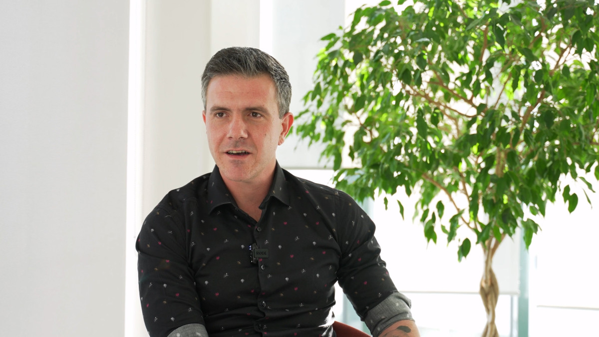 Charlie Horner - Journalist Profile - Intelligent Relations